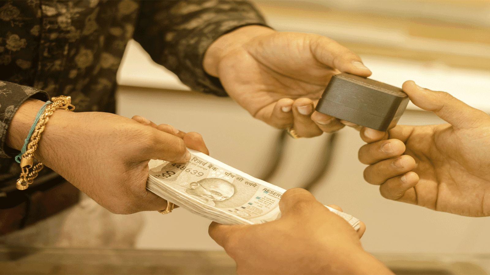 Jewellery Purchase Over ₹2 Lakhs – Income Tax Reporting Requirement ...